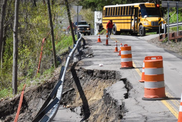 Cedar Rocks Road Slip Repair Starts Monday | News, Sports, Jobs - The ...